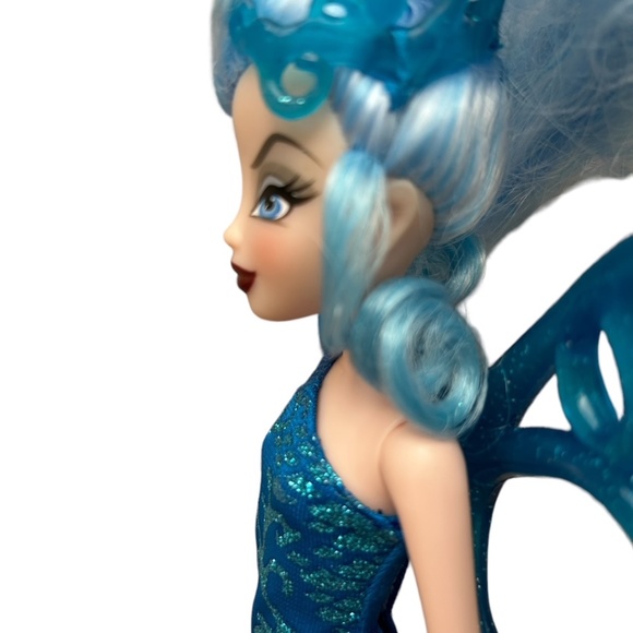 Jakks Pacific | Toys | Winx Club 23 Icy Dark Sirenix Trix Witch Doll ...